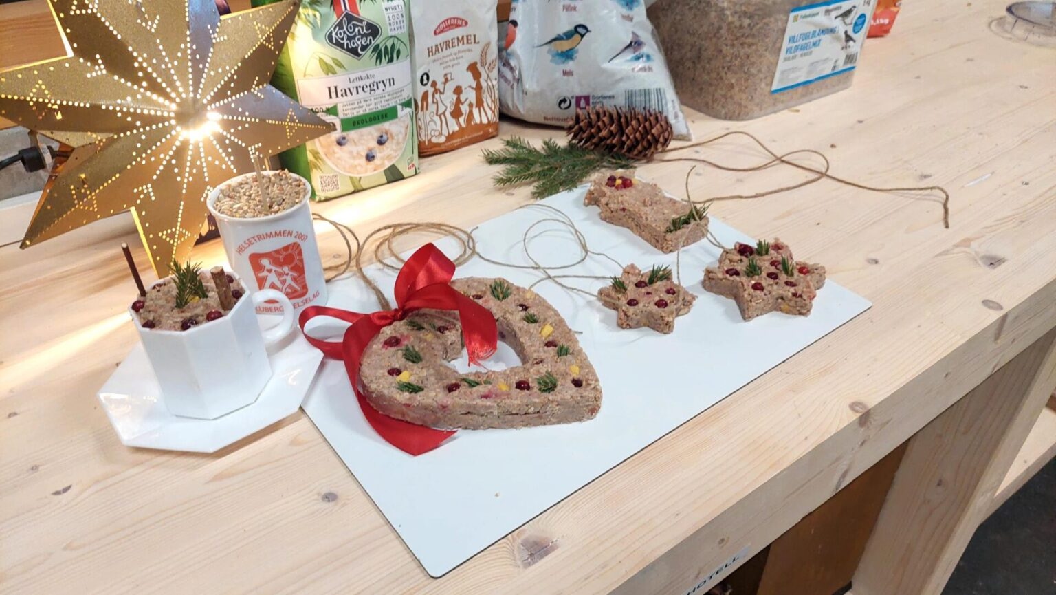 Lag din egen fuglemat — Dokkadeltaet Nasjonale Våtmarkssenter